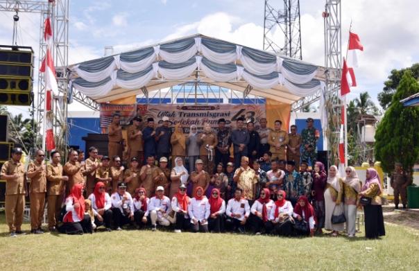 Bupati Nurhidayah Ajak Masyarakat Kobar Pertahankan Semangat Gotong ...